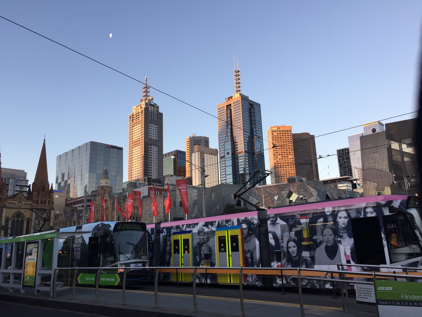 Melbourne rocks – Birkin and Backpack